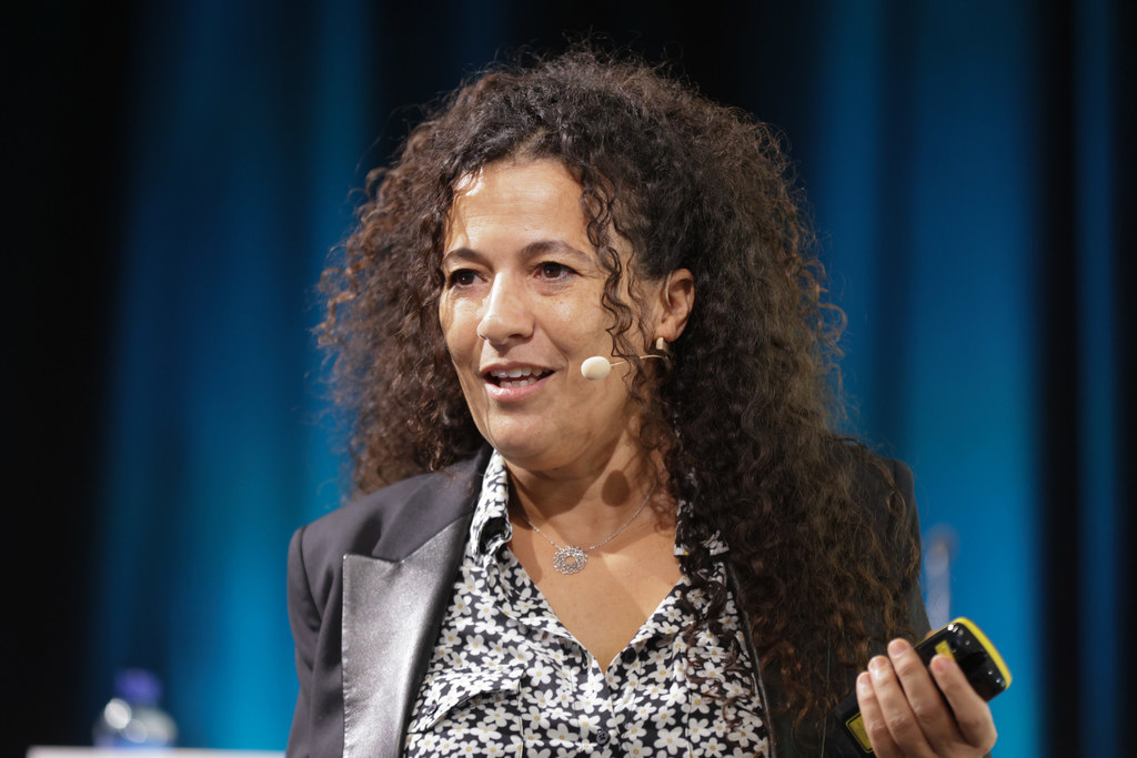 Madiha Derouazi ‒ Campus Lectures ‐ EPFL